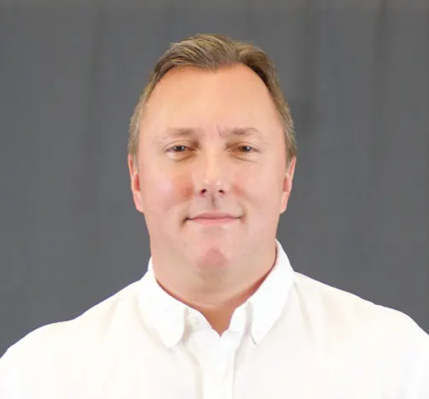 Can Winners of 5G Race Be Trusted to Secure its Infrastructure?